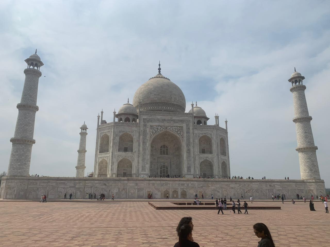 Taj Mahal Location: Where Is This Iconic Monument?