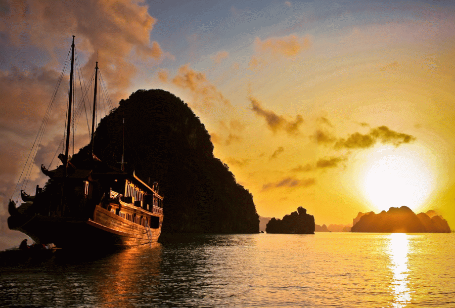 Unforgettable Journey to Ha Long Bay | Vietnam's Enchanting UNESCO Gem
