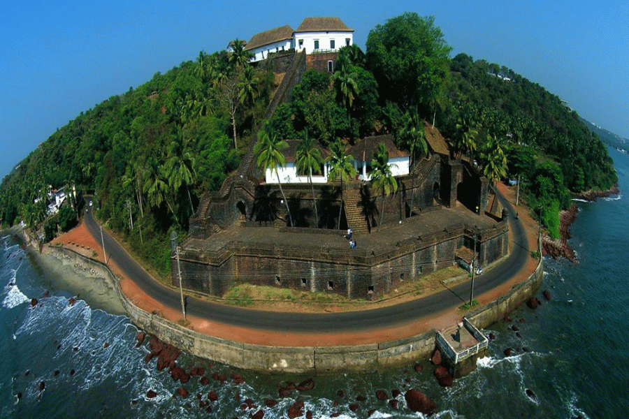 Reis Magos Fort in Goa | Things To Do & Best Time To Visit Fort